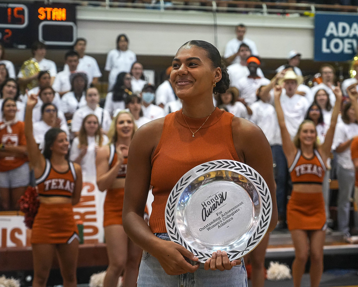 Texas Longhorn Logan Eggleston named 2023 NCAA Woman of the Year ...