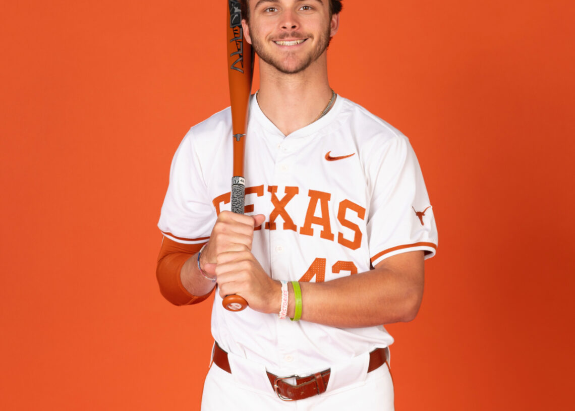 Notre Dame catcher Carson Tinney transfers to Texas - HornSports